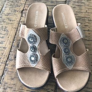 Michelle D | Shoes | Michelle D Tan Sandal With Embellishment Size 82 ...